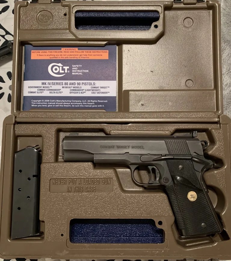 Colt Combat Target Model M1911 – Scattered Shots