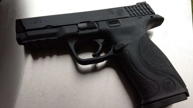 Smith & Wesson M&P9, Version 1, What to Look For – Scattered Shots