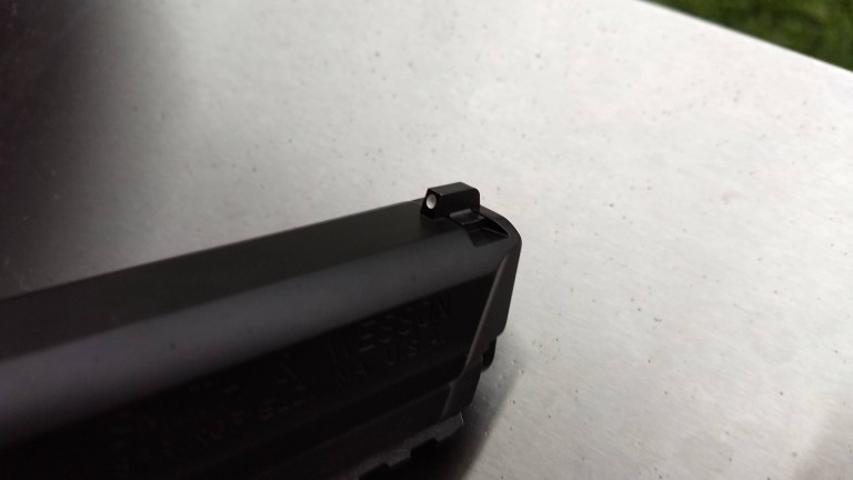 Smith & Wesson M&P9, Version 1, What to Look For – Scattered Shots