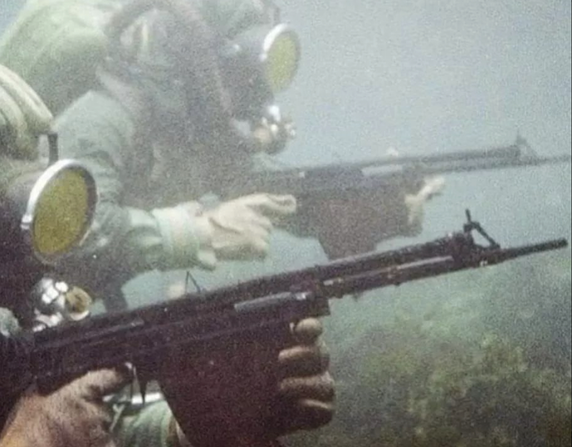 Russian APS Rifle – Scattered Shots