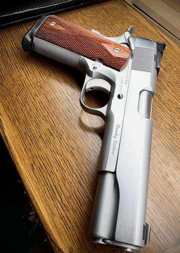 Ken Crawley Custom Colt – Scattered Shots